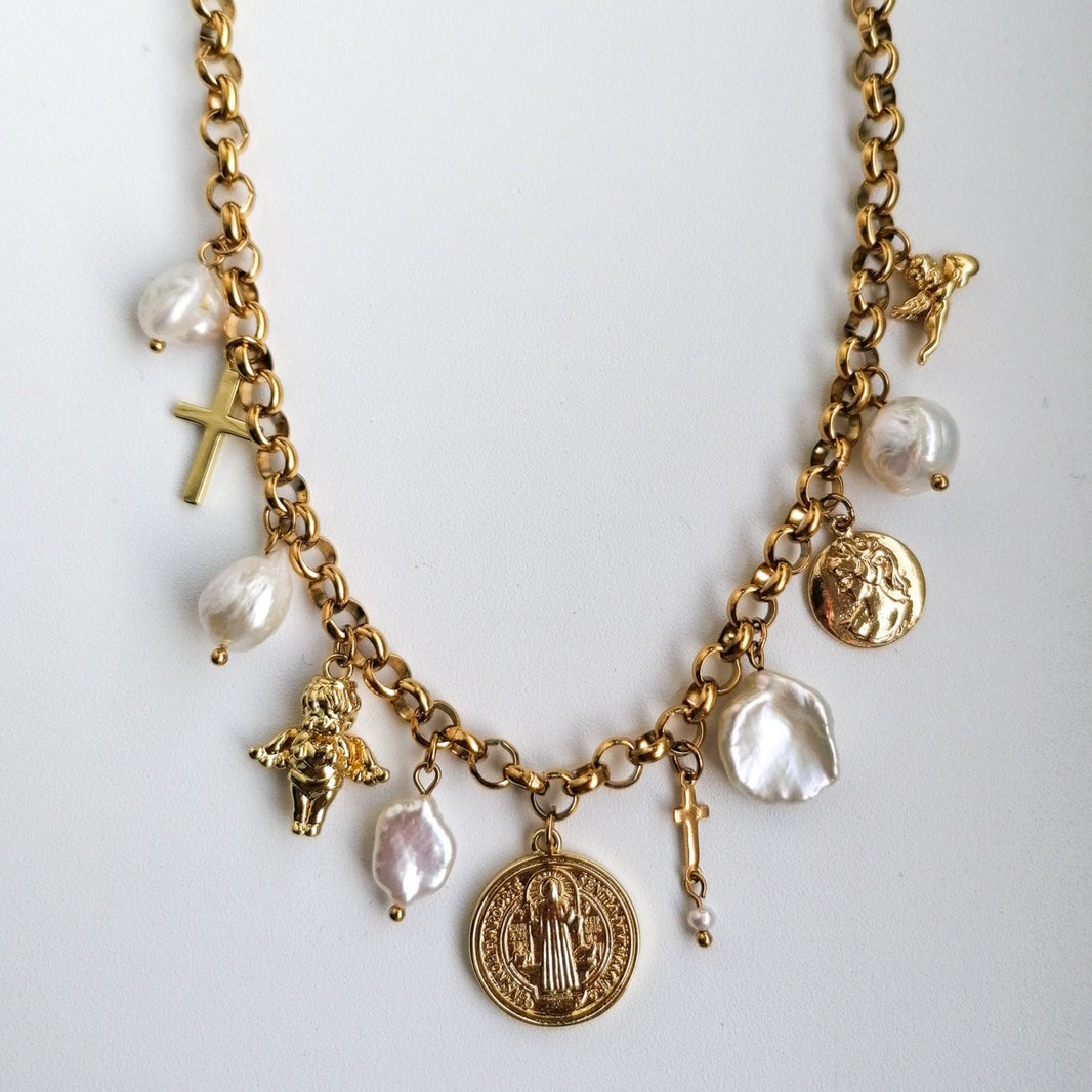 By Isabelle Design